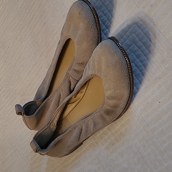 Botkier | Shoes | Botkier Mason Gray Suede Leather Women 75 Flats ...